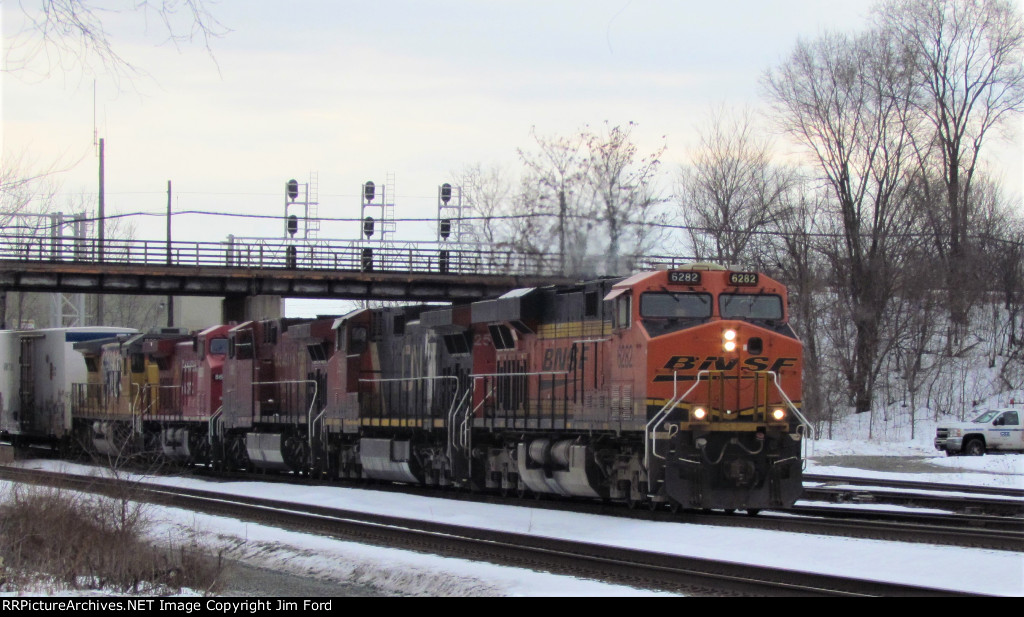 BNSF 6282